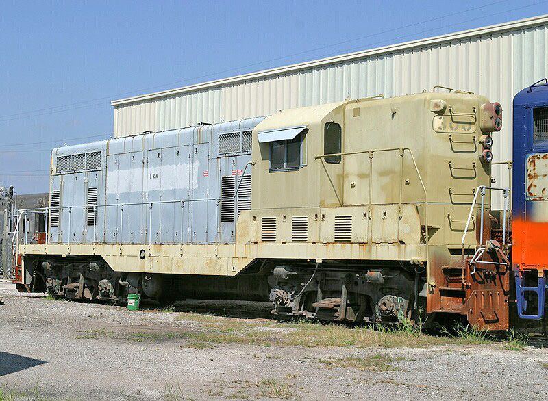 Working on an L&N GP7